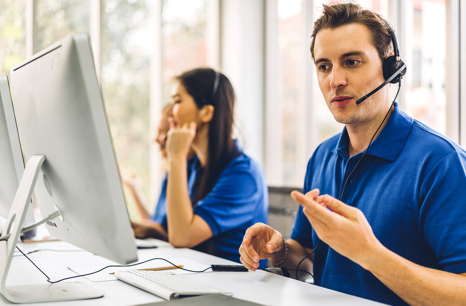How AI Is Revolutionizing Accent Neutralization in Contact Centers
